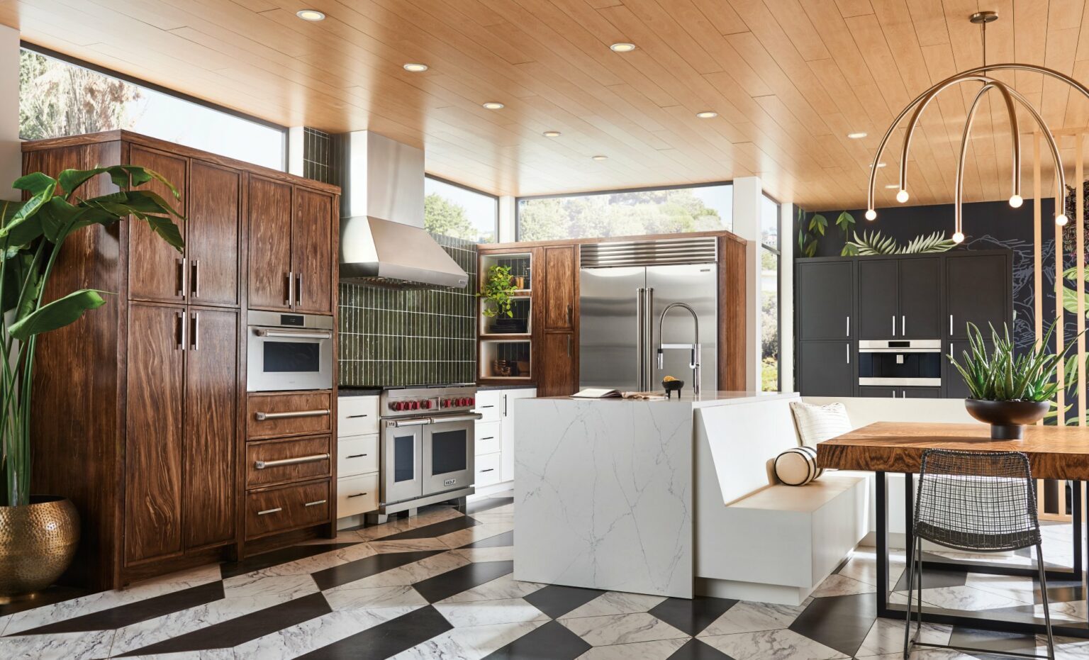 Home - Sub-Zero Wolf Cove